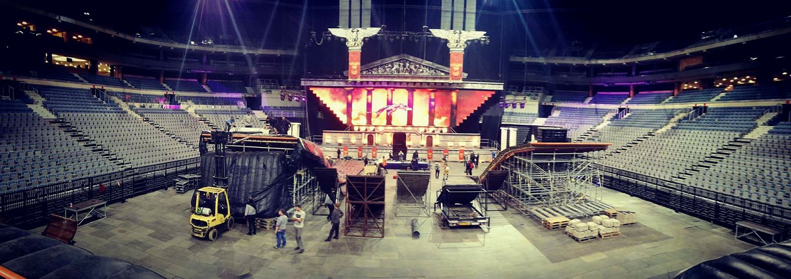 Prague in the Spotlight - Stagehands.net